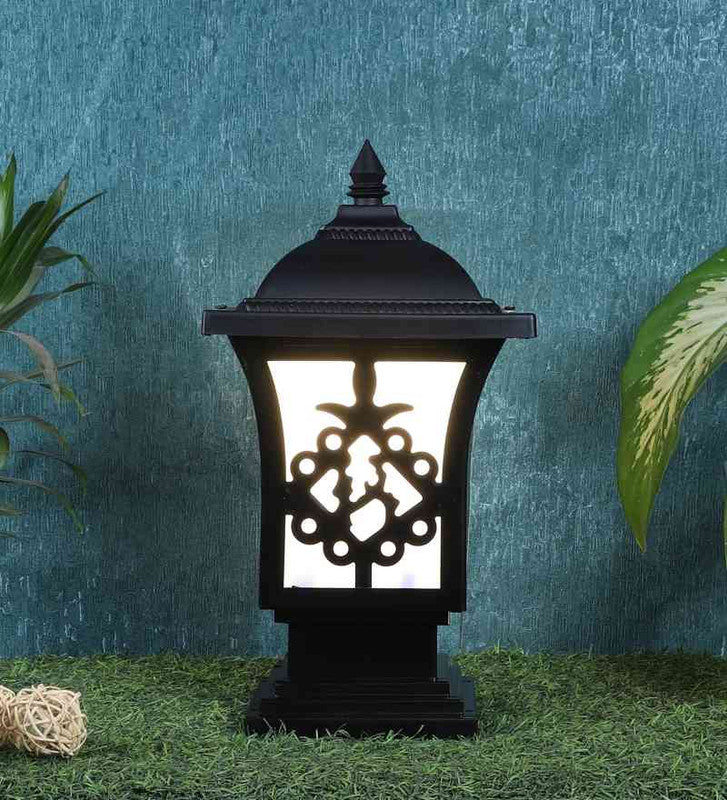Gleonis Black Aluminium Gate Light | B22 holder | Included Bulb | Elia