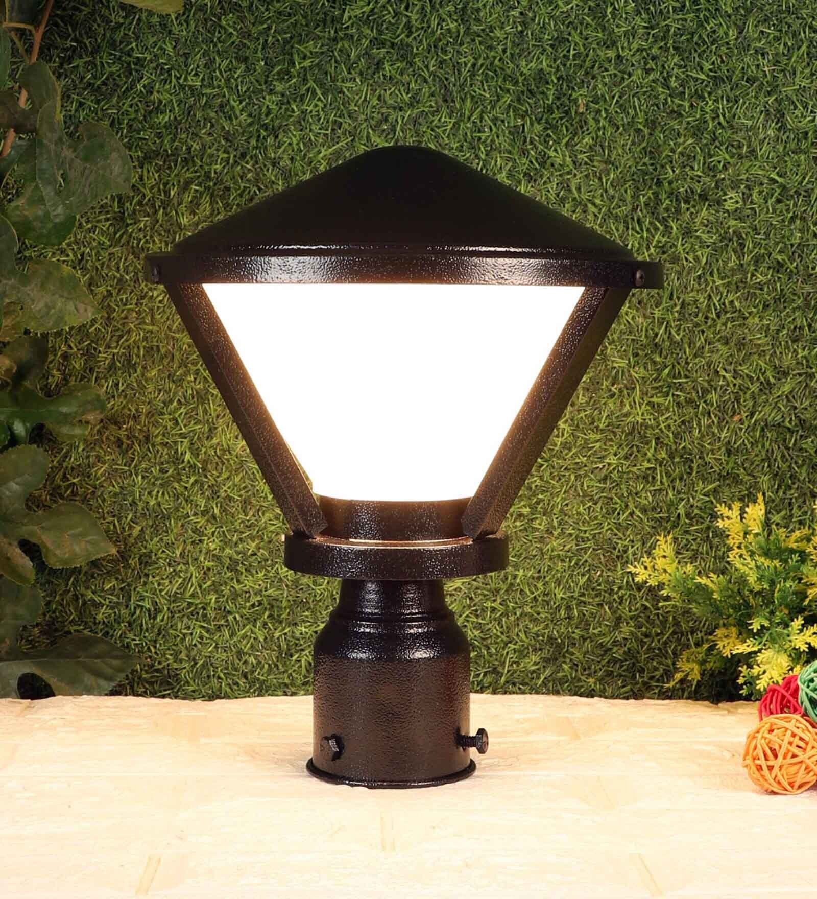 Skylar Black Iron Gate Light | JS-GLX-GL | Included Bulb | Eliante by